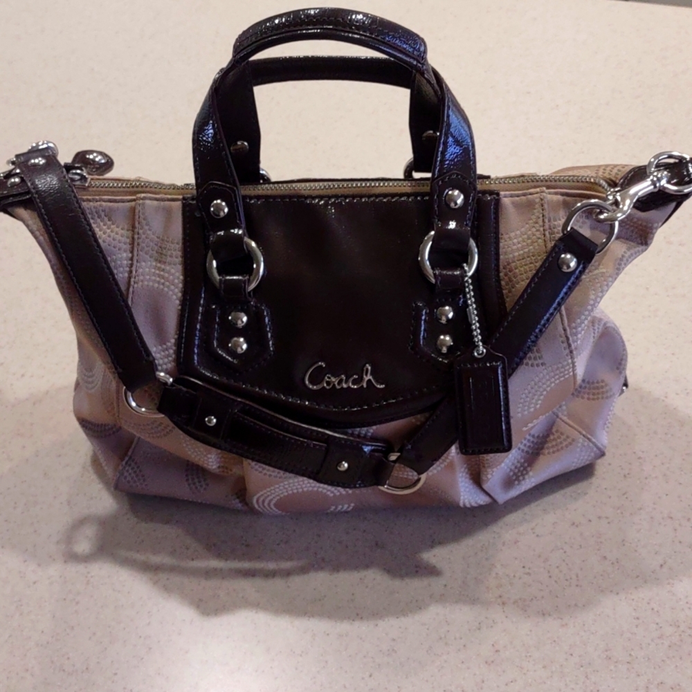 Coach Ashley Signature Satchel In Tan And Brown With … - Gem